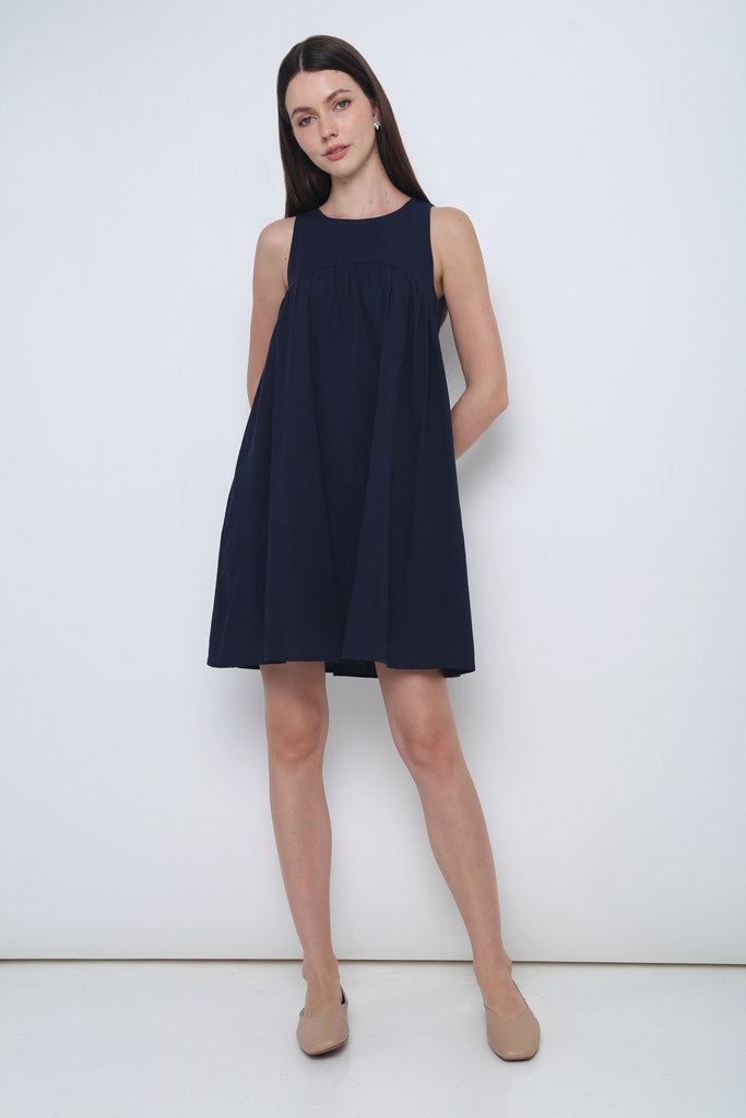 Anya Basic Sleeveless Dress Navy – Hollyhoque